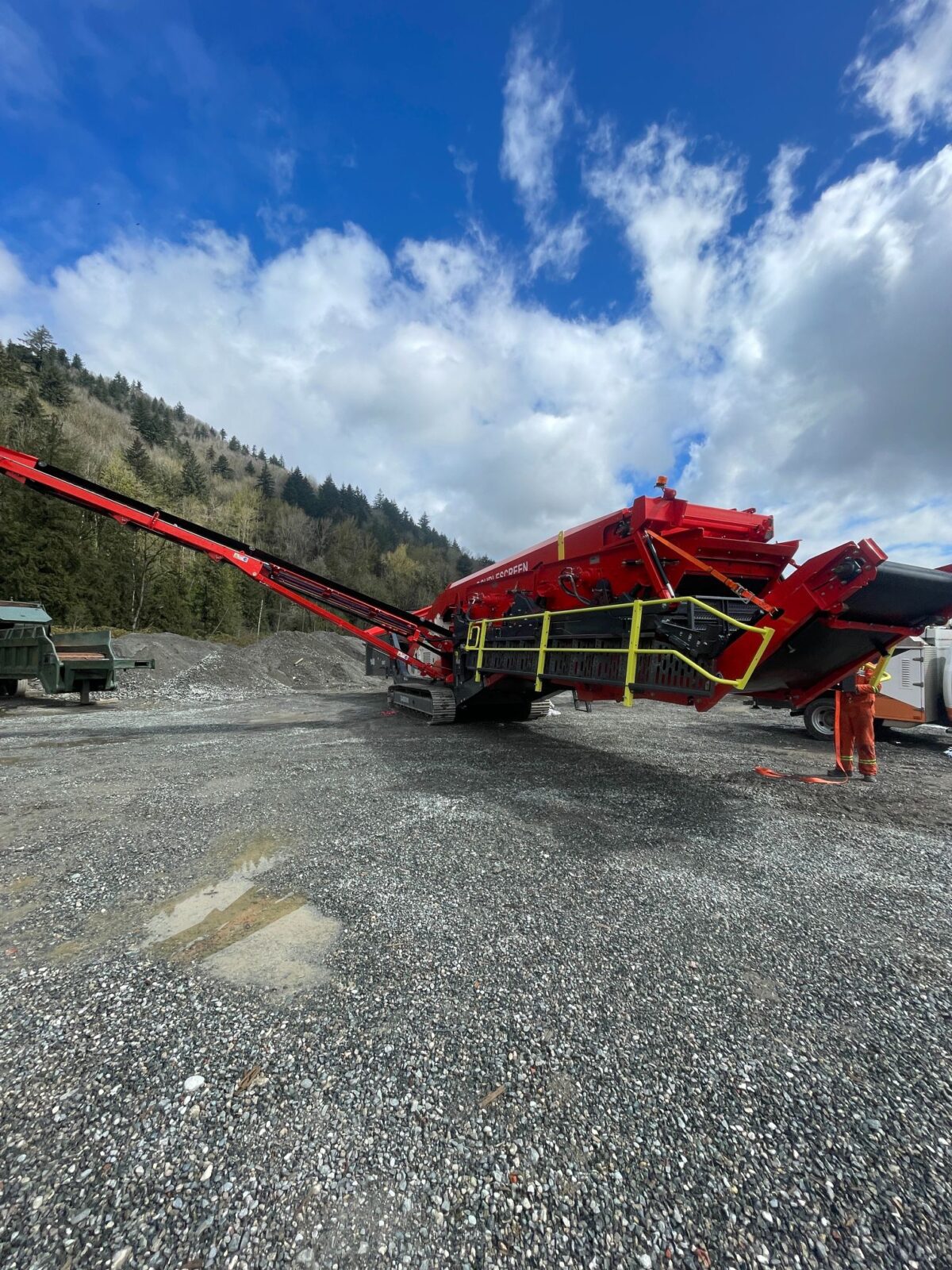 2023 Sandvik QA441 Screener (#945) - Frontline Machinery