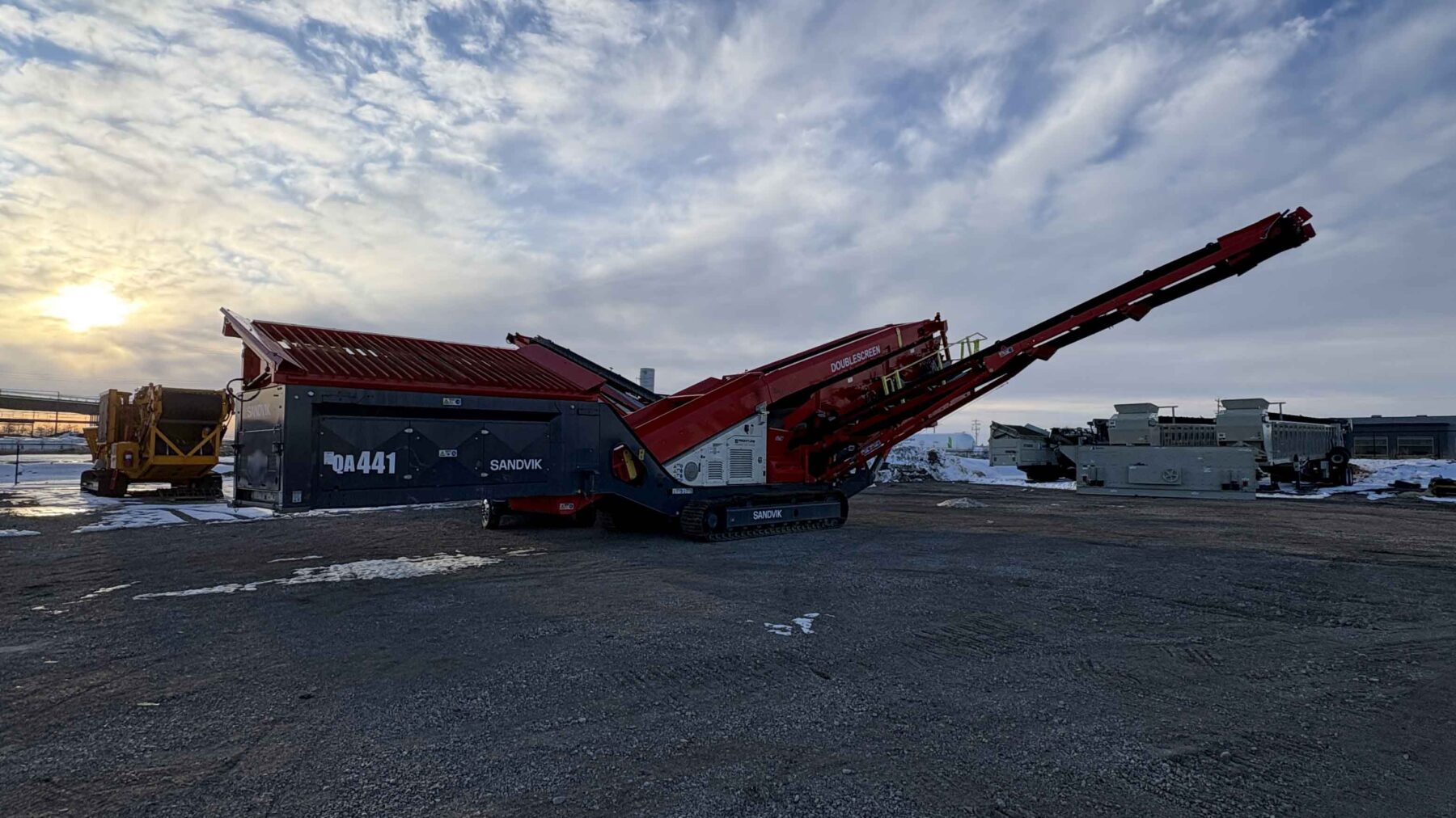 2023 Sandvik QA441 Screener (#945) - Frontline Machinery